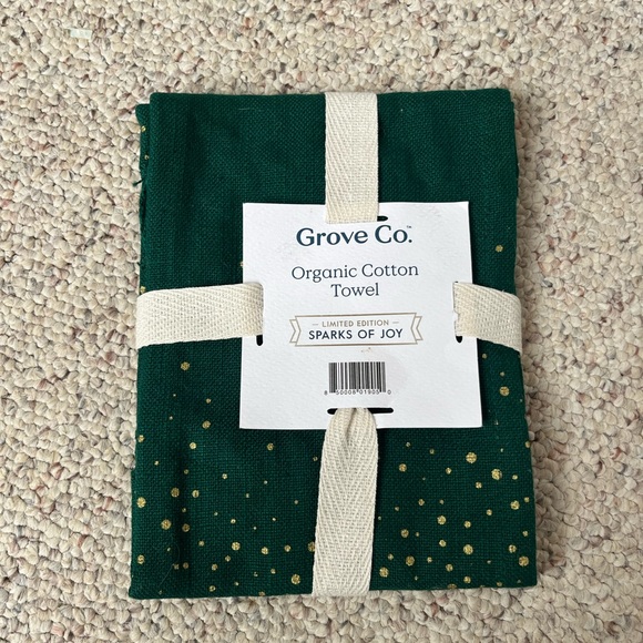 grove co | Kitchen | Grove Co Sparks Of Joy Towel | Poshmark